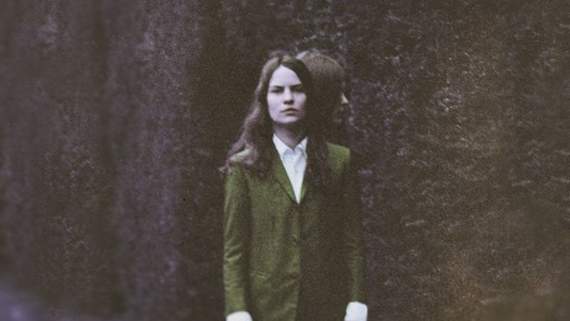 I Blame Coco devient Eliot Sumner et sort "Information"