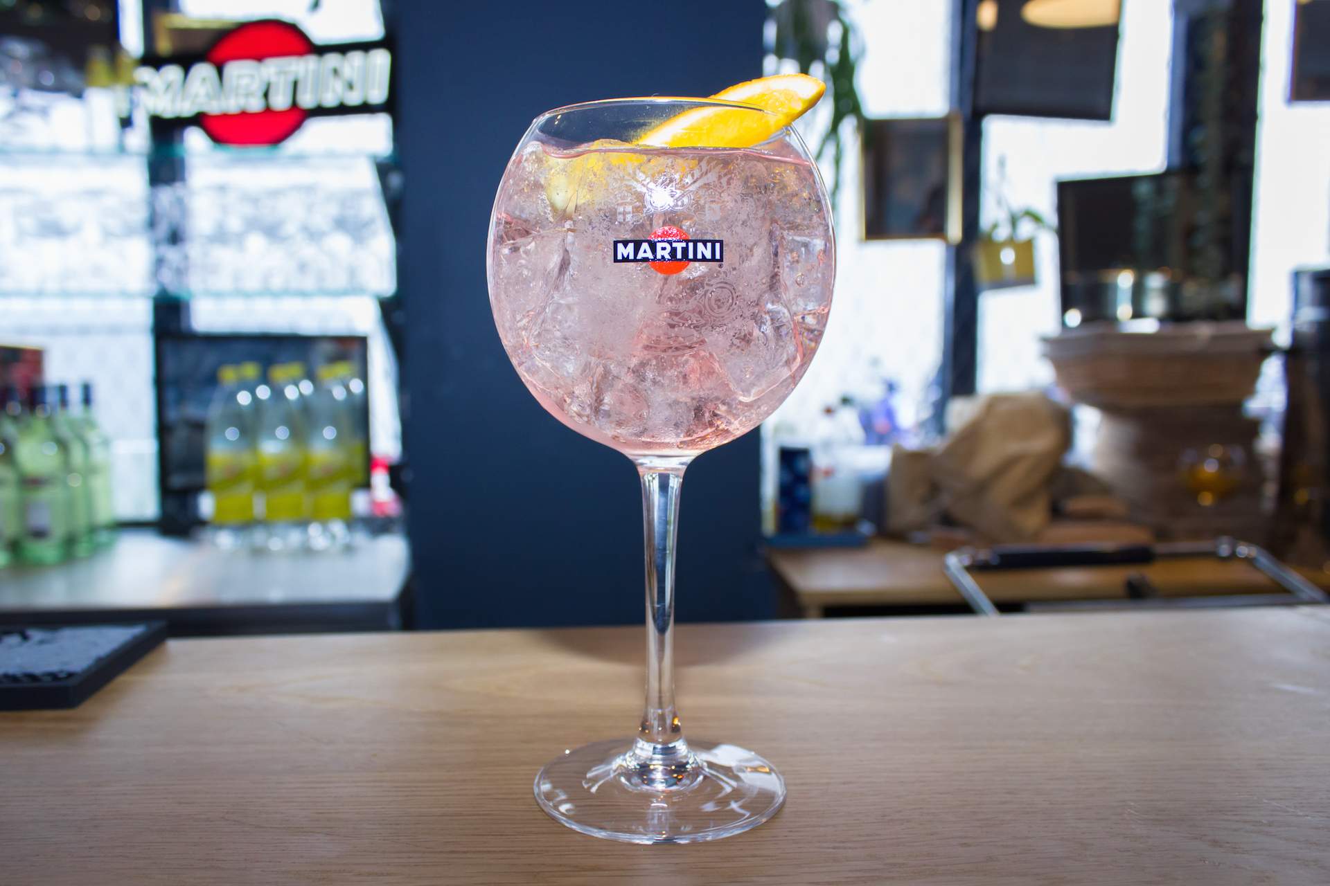 Cocktail : le Martini Rosato & Schweppes Tonic